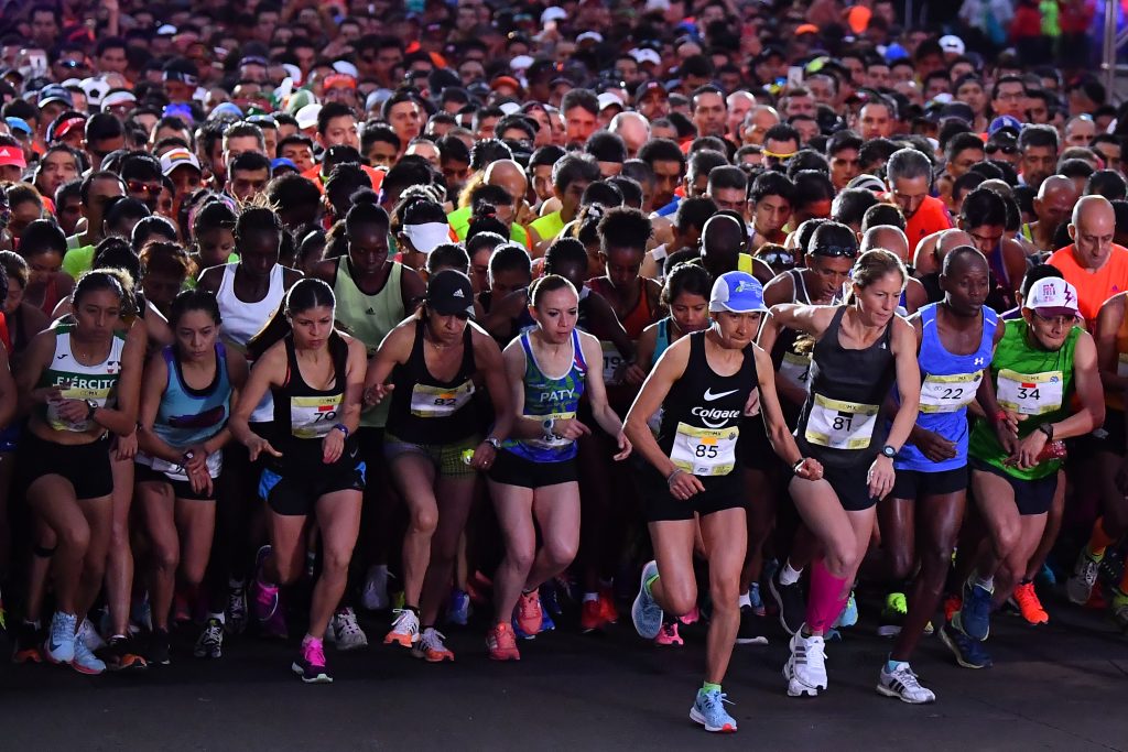Atletas kenianos ganan el Medio Maratón de la Ciudad de México - RunMX