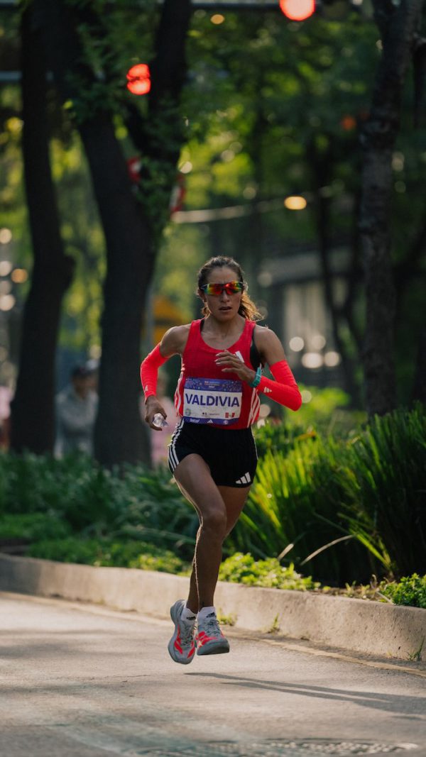 El Maratón de la Ciudad de México 2025: Una fiesta de energía y triunfos inolvidables – RunMX